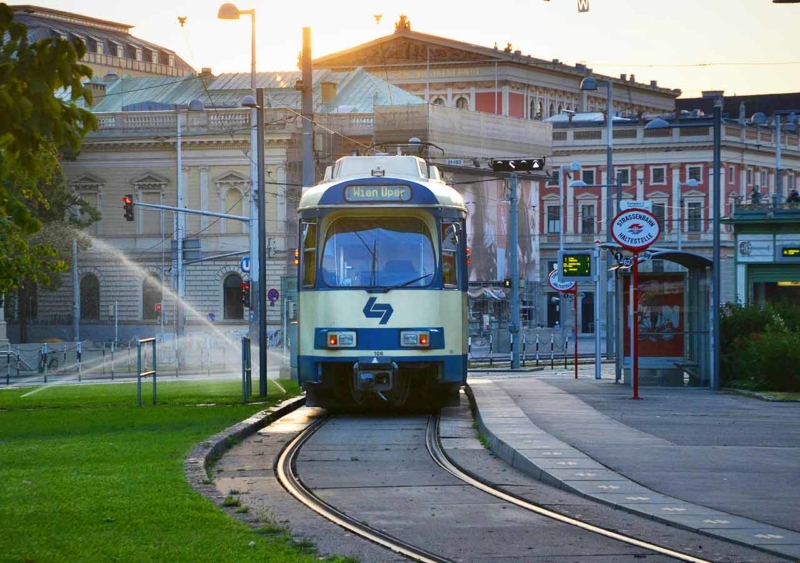 ウィーンの地下鉄・トラムの乗り方！路線図、切符料金、空港アクセスまとめ | Nicolenaworld【ニコレナワールド】